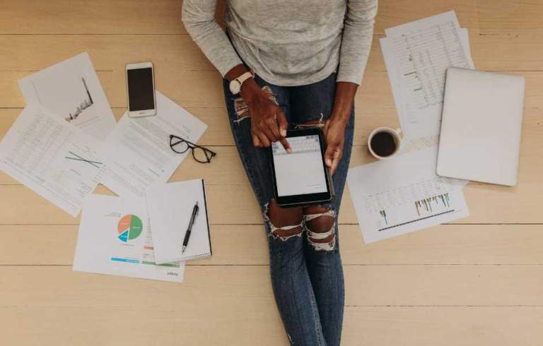 17 Steps To Build A Profitable Side Business