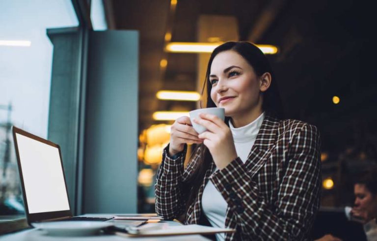 15 AI Freelance Jobs For Beginners